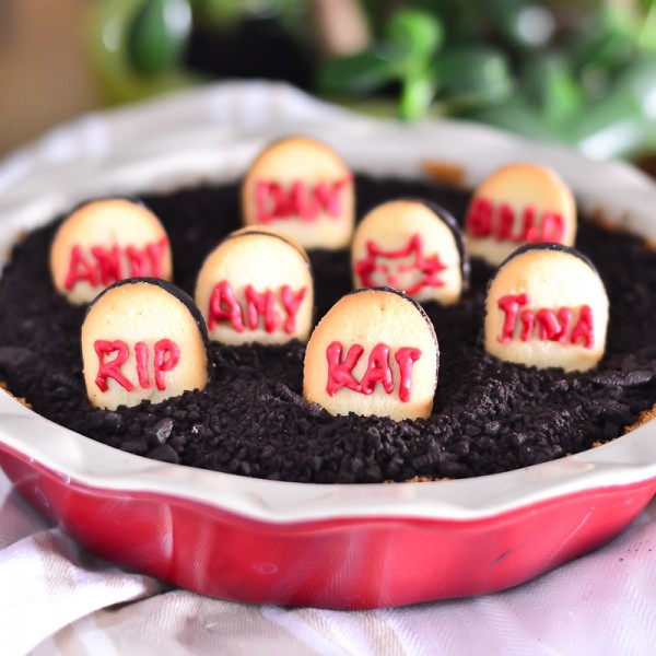 Graveyard Pie